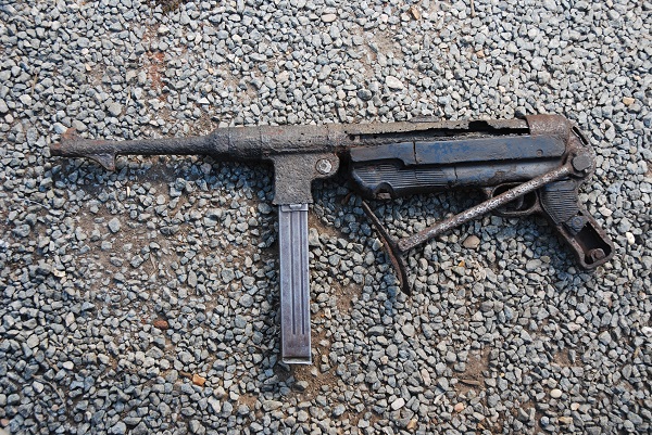 WW2 Dug Up Relic Guns
