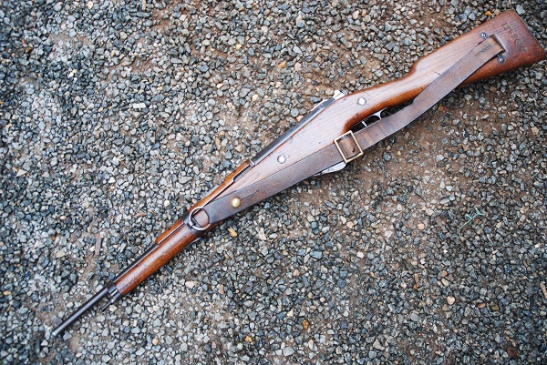 Deactivated WW1 French Lebel rifle